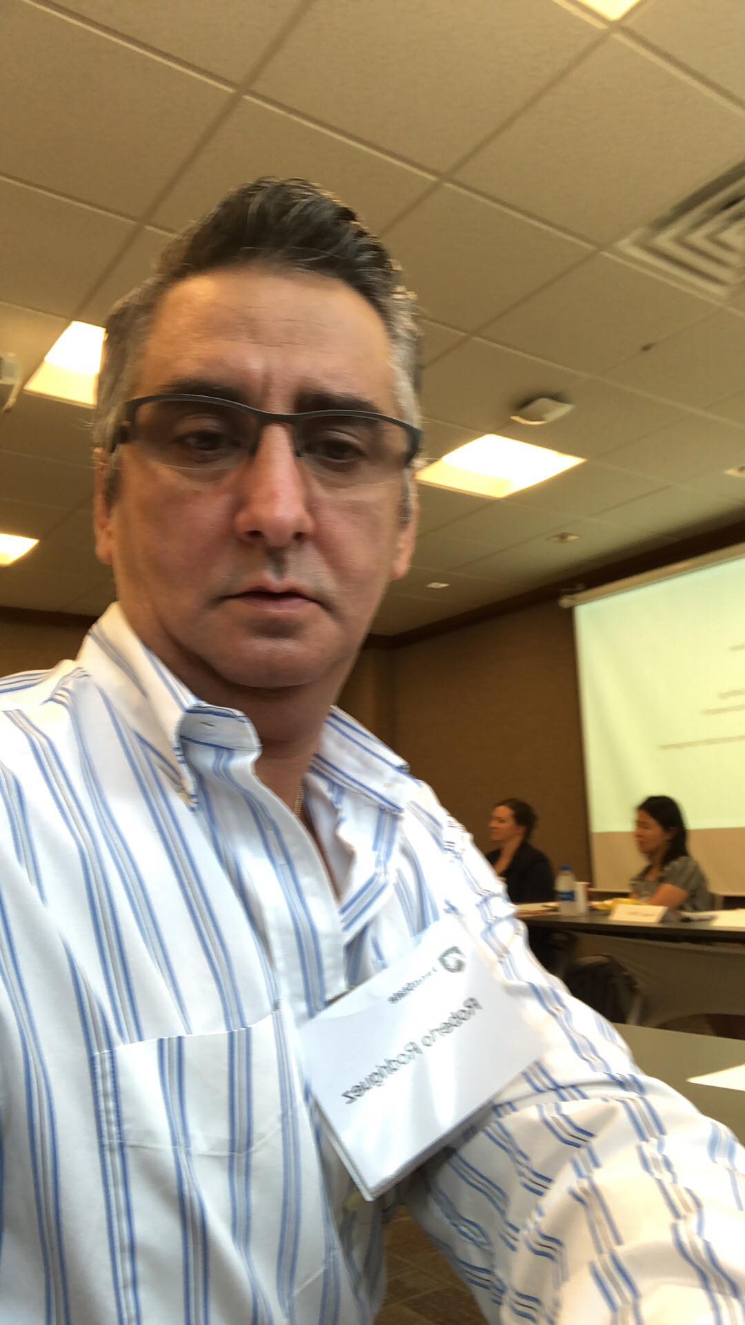 #NoSomosDesertores: Robert D. Rodríguez - Hypermedia Magazine