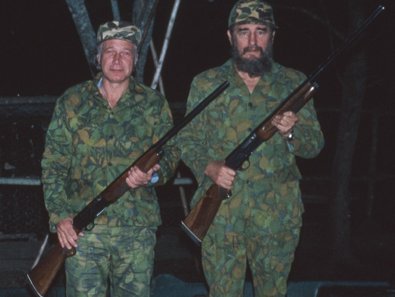 Matar 12 millones de pájaros de un tiro - Orlando Luis Pardo Lazo